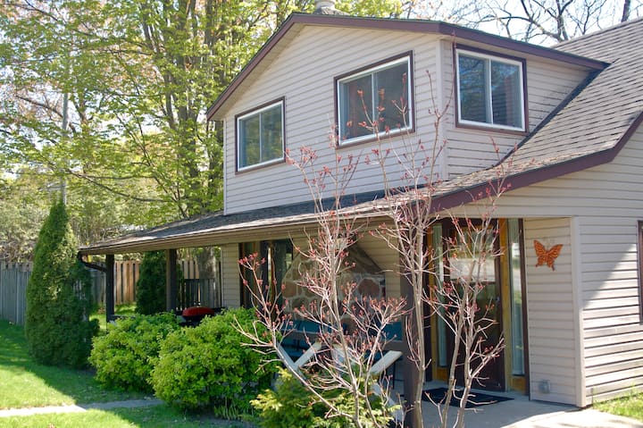 Beachview Cottage In Port Elgin - Port Elgin