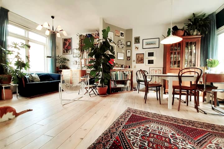 Lovely Family Friendly Bohemian Apartment - 암스테르담