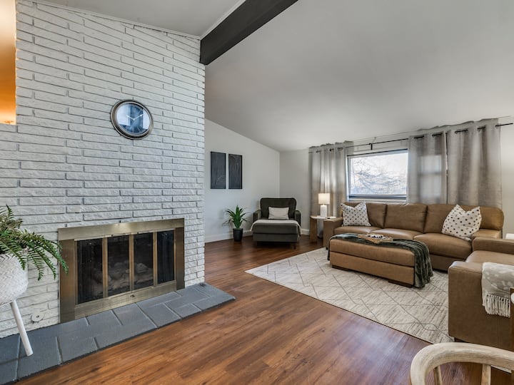 Tulsa Expo Luxury Stay - 1 Mi To Expo - 塔爾薩