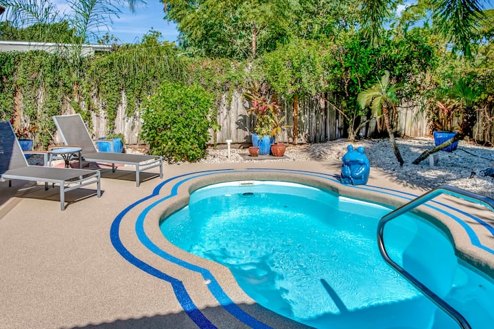 The Oasis-private Heated Pool Hot Tub-5mi To Beach - Sarasota, FL