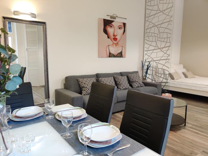 City Center Apartment Fashion Street With Ac - Budapest