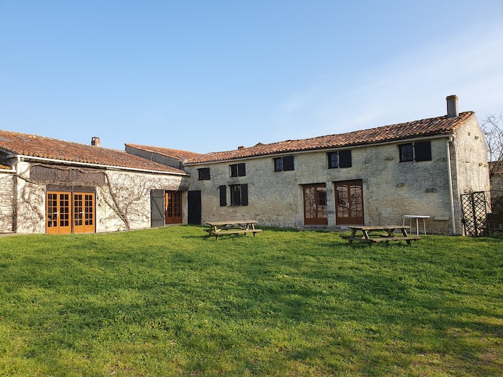 Bâtisse Rustique Au Cœur De La Vendée - Vendée