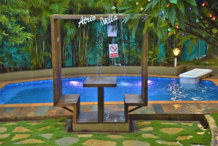 Atrio Pool Villa(5bhk) Rain Shower & Pvt Garden - Lonavla