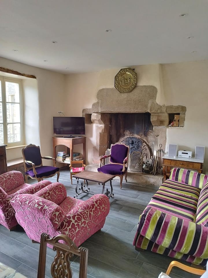 Gîte Spacieux,calme,800m Des Commerces, 2km Plage. - Locquirec