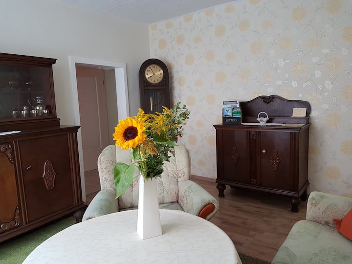 Thum  Wiesenstraße - Das Gute Liegt So Nah - Thum