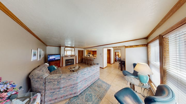 Prince Suite Pool/spa Ski-in/out Gym Sauna Bbq - Brian Head, UT