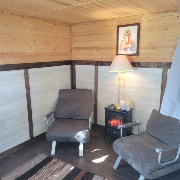 S.a.m.y.'s Alpaca Farm & Fibre Studio - Ontario