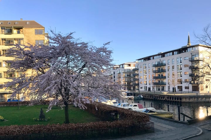The Best Of Christianshavn - Copenhagen Central Station