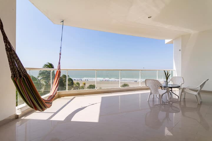 Relaxing Oceanfront Apartment - Long Term Rental - Cartagena, Colombia
