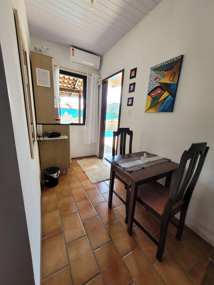 Quarto Privado Com Banheiro Externo (Exclusivo) - Blumenau