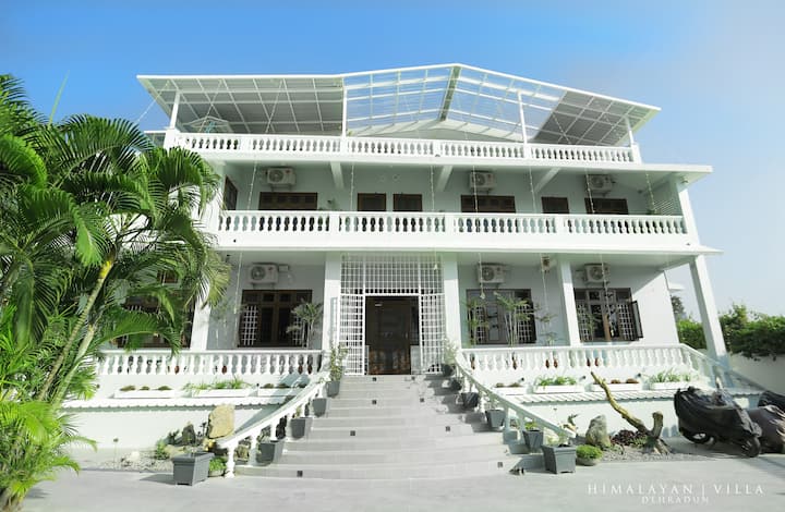 Himalayan Villa In Doon Valley - 