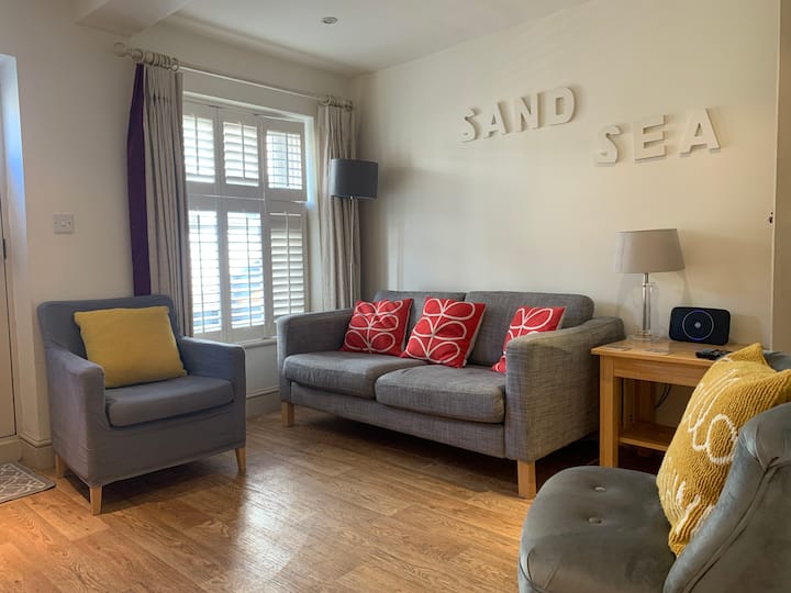 Cosy Grade 2 Listed Cottage On The Historic High Street Of Wells-next-the-sea - Wells-next-the-Sea