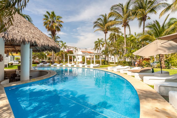 Villa Gloria, For 9 People In Acapulco Diamante - Acapulco