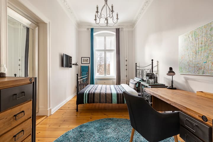 Helles Zimmer In Citynähe - Berlijn