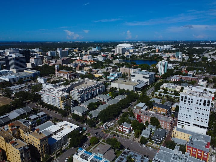 Downtown City Apartment, In The Heart Of St. Pete - St. Petersburg, FL
