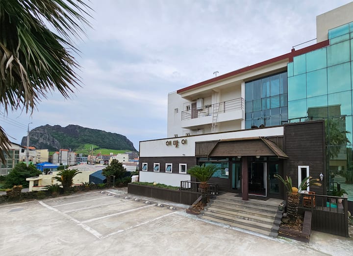 Seongsan Sunrise Pension - 성산읍