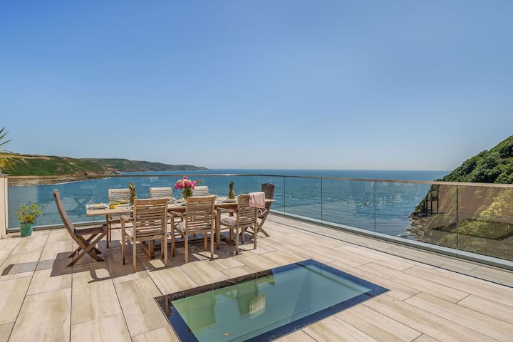 Salcombe Harbour : locations de maisons de vacances - Salcombe, Royaume ...
