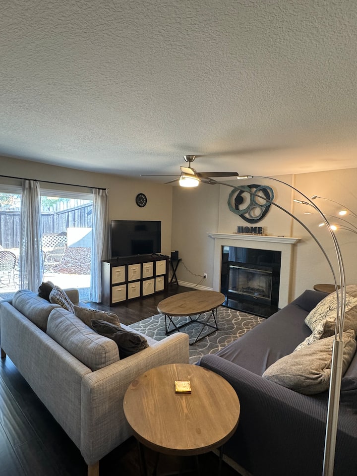 Temecula 4 Bedroom 3 Bath - Bedroom Downstairs - Temecula, CA