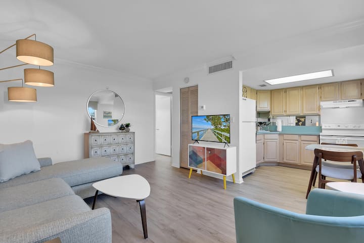 Olde Marco Charm In Best Location! - Marco Island, FL
