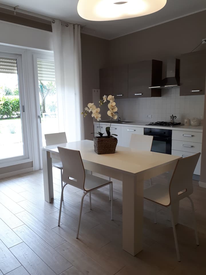 Casa Con Gli Olivi - Il Melograno - Desenzano del Garda