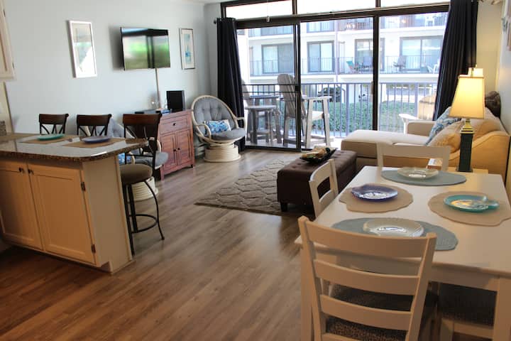 Cozy & Clean Condo On 36th St. Steps To Beach! - Ocean City, MD