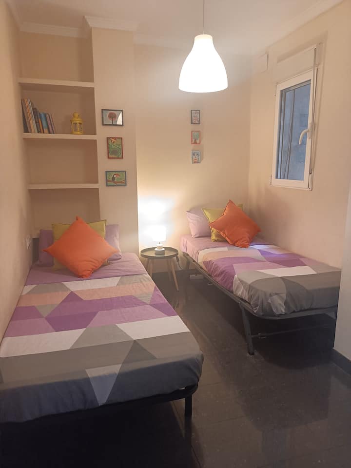 Habitación Céntrica Con Dos Camas Ruzafa Valencia - Valencia