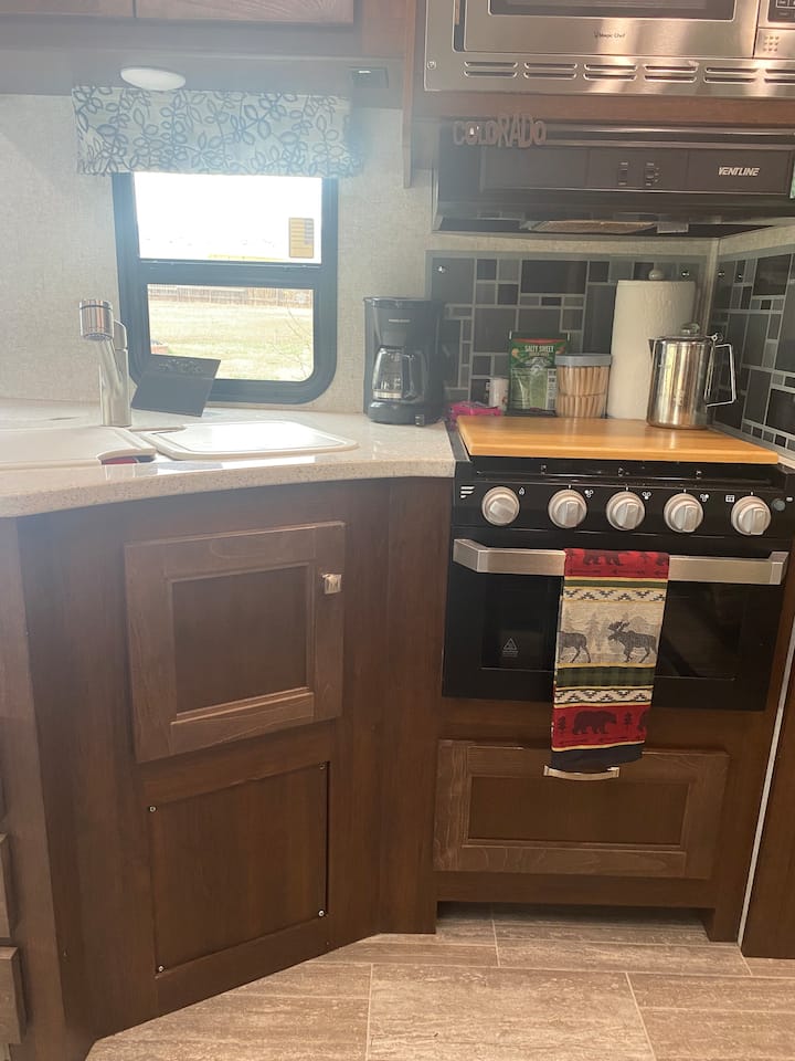 Loveland Cozy Camper - Loveland, CO