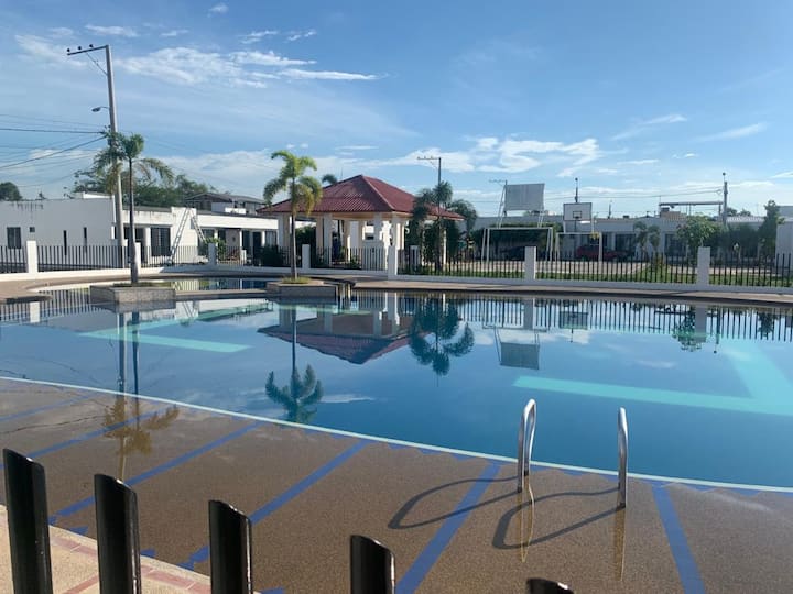 Hermosa Casa De Verano Cerca A Girardot! - Flandes