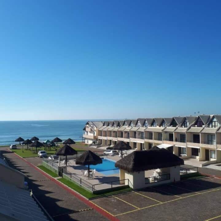 Condomínio Fechado Pé Na Areia. - Barra Velha