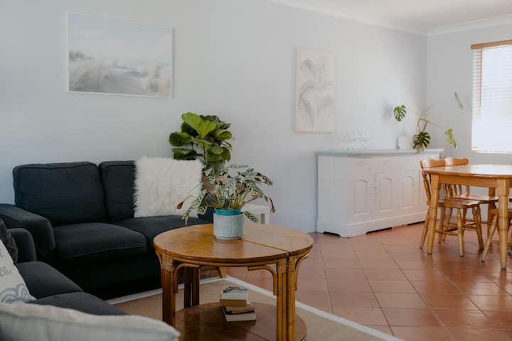 Yalls Bungalow : Beachside Surf Shack For A Couple - Yallingup
