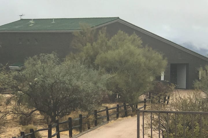 Spectacular Western Guest House/loft - Rio Verde, AZ