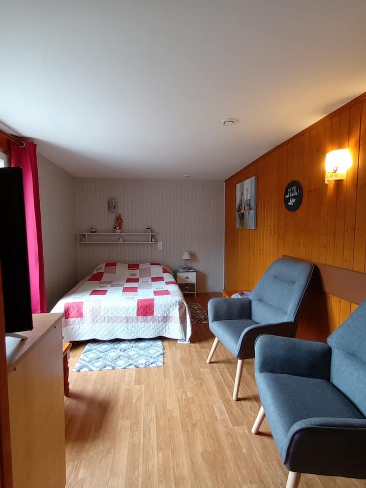 Loc 6 : Pavillon 3*, 2 Pers. - Lac Pavin