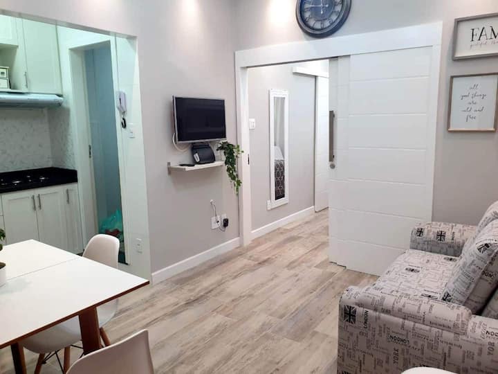 2 Bdr Apart. Totally Renovated 1 Min. To The Beach - Río de Janeiro