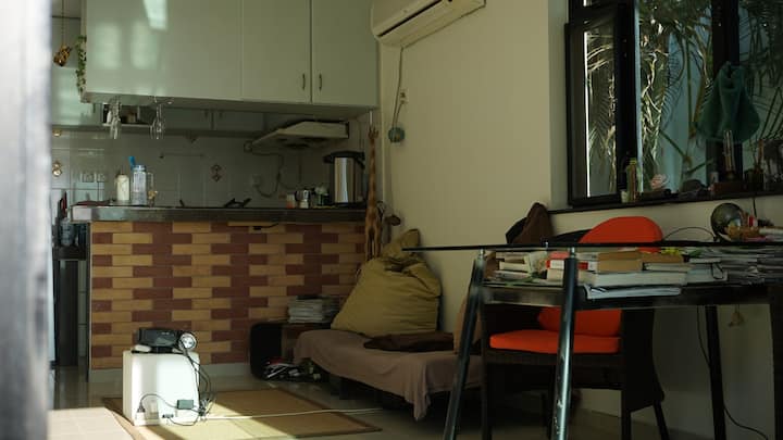 Sunny & Cozy Balcony Townhouse In South Lantau - Hong Kong