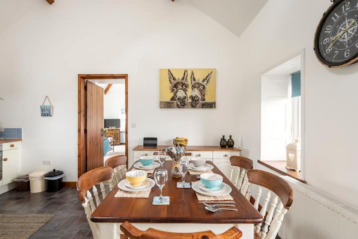 Donkey Cottage @ Hirgraig Holiday Cottages - 앵글시