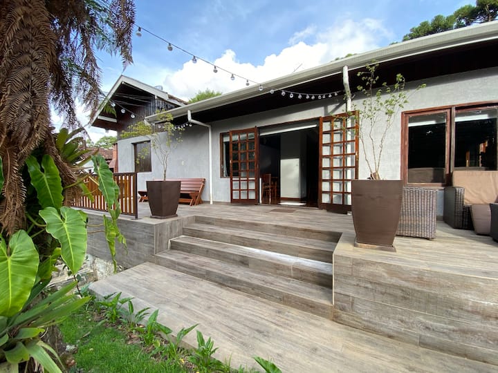 Casa Para A Família Com 9 Suítes Perto Do Centro! - Campos do Jordão