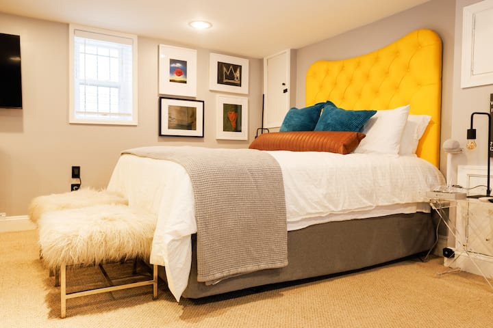 Cozy Dc Private Basement Suite • 3 Blocks To Metro - Washington, DC