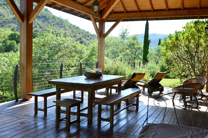 Maison Au Calme Vue Colline Avec Terrasse Couverte - Ardèche