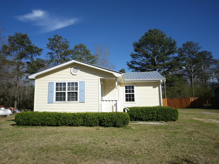 Travel Nurse/professionals 30 Day+ Cottage Stay - Conyers, GA