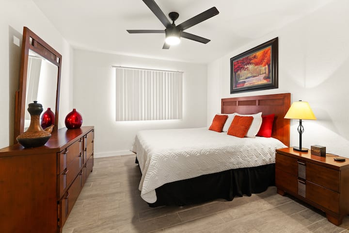 The Desert Retreat - Wickenburg, AZ