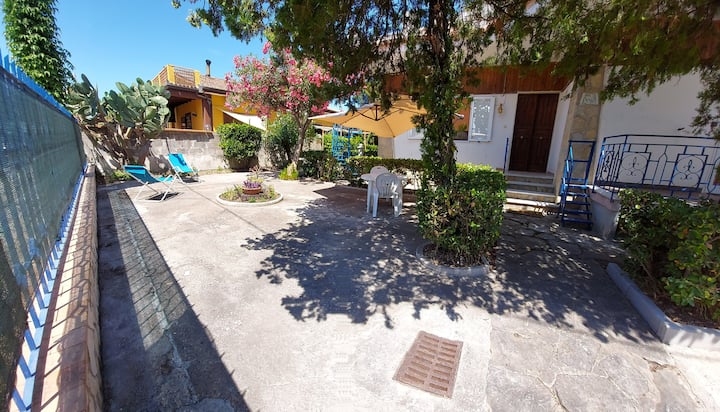 Bilocale In Villa A Due Minuti Dal Mare - Paestum