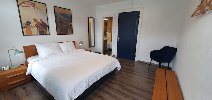 103 Double Room With Mountain & River View. - Interlaken