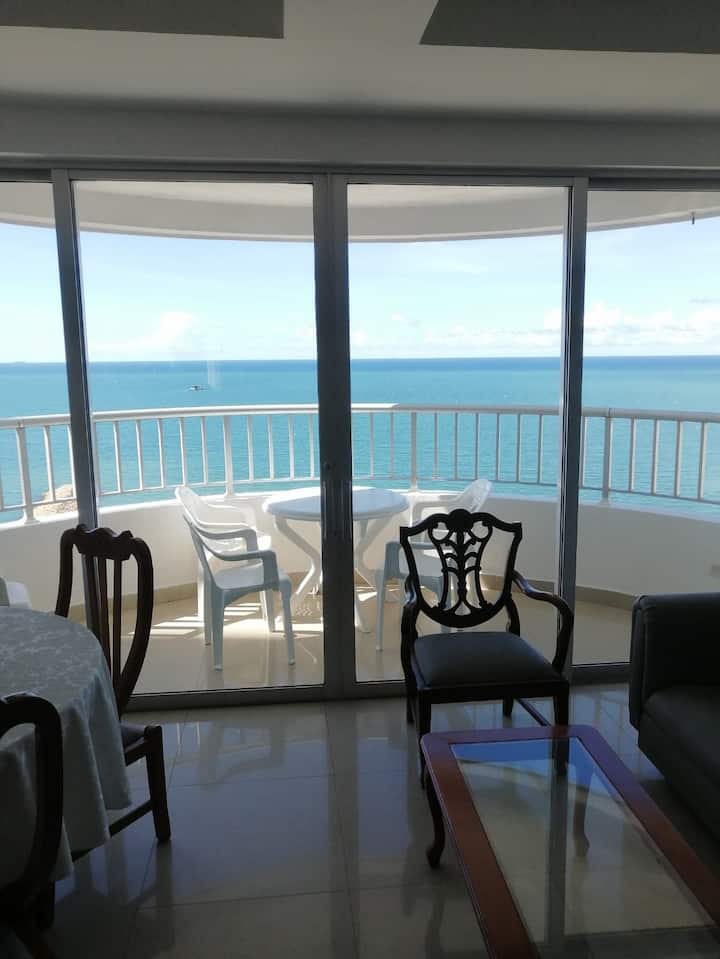 Beautiful Oceanfront View From The 14th Floor - Cartagena de Indias