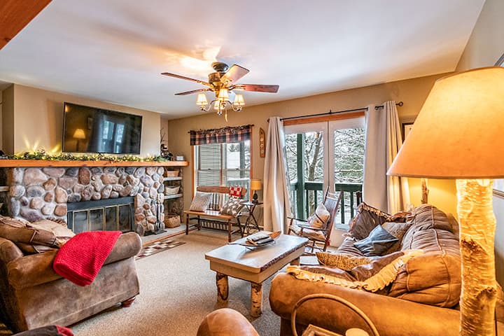 Pinehill Townhome Phase 1 #28 Str # 200333 - Lake Placid, NY