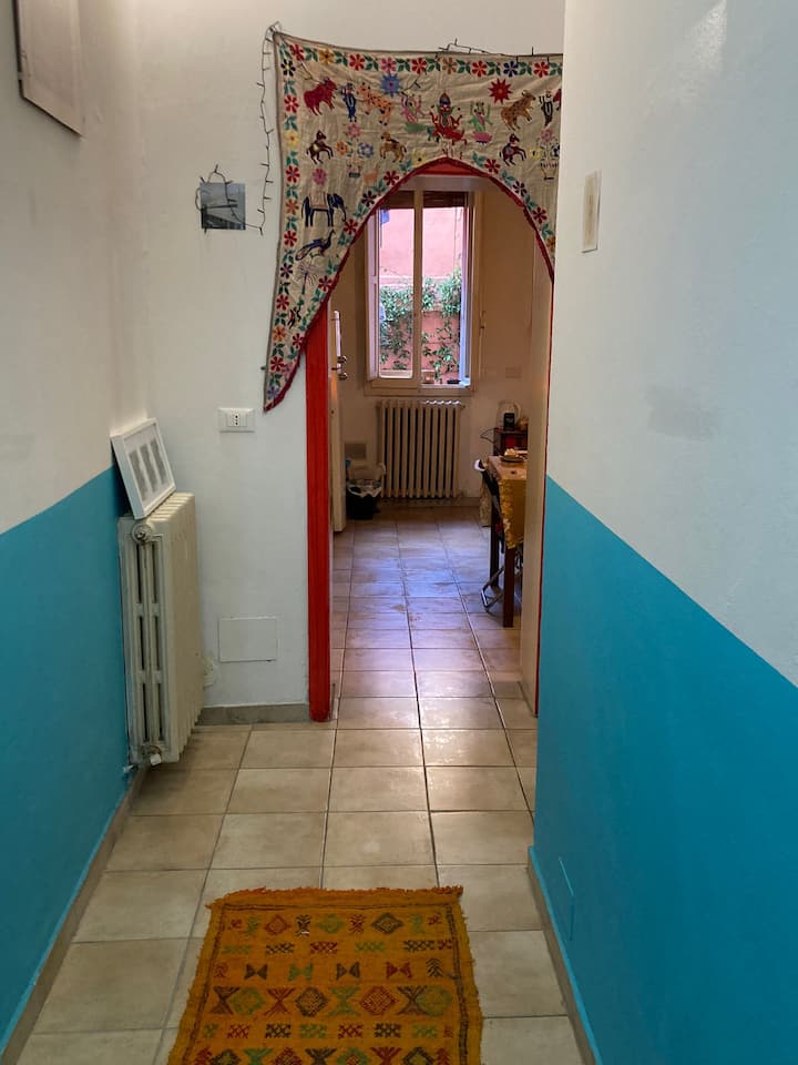 Large Room Close Piazza Maggiore - Bologna