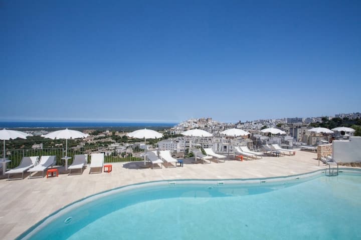 Ecate Con  Piscina. Per Famiglie, Si Piccoli Cani - Ostuni