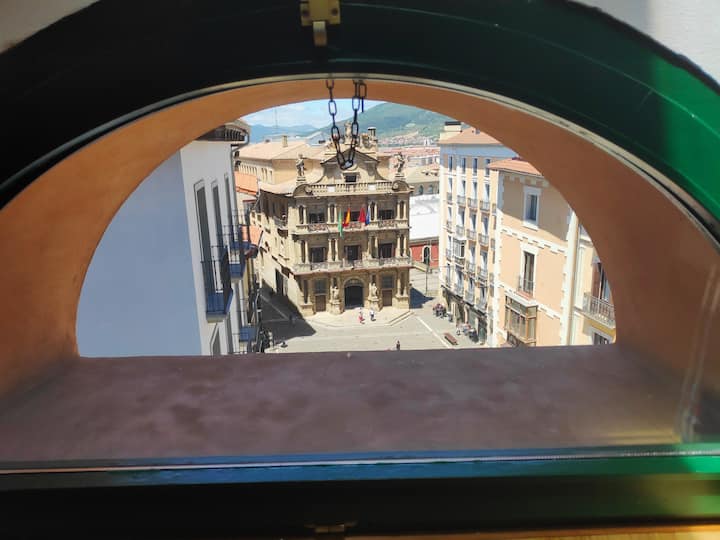 Atico Centro . Vistas Plaza Ayuntamiento. Uat00732 - Pamplona