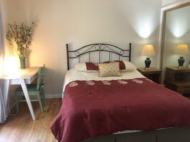 Private Room, Bath, And Entrance. - Los Gatos, CA