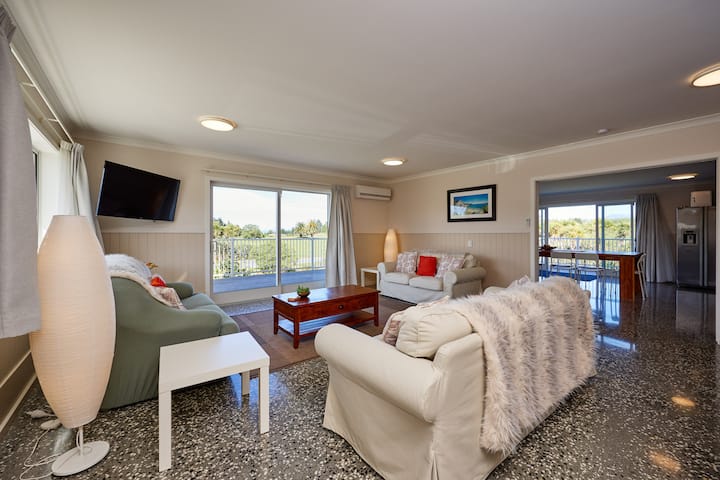 Kakatu Family Room - Kaikōura
