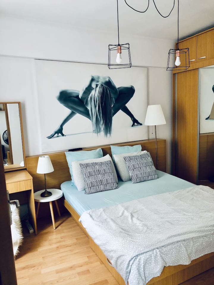 Bucharest Central Old Town Jewel - Km 0 - Bucharest